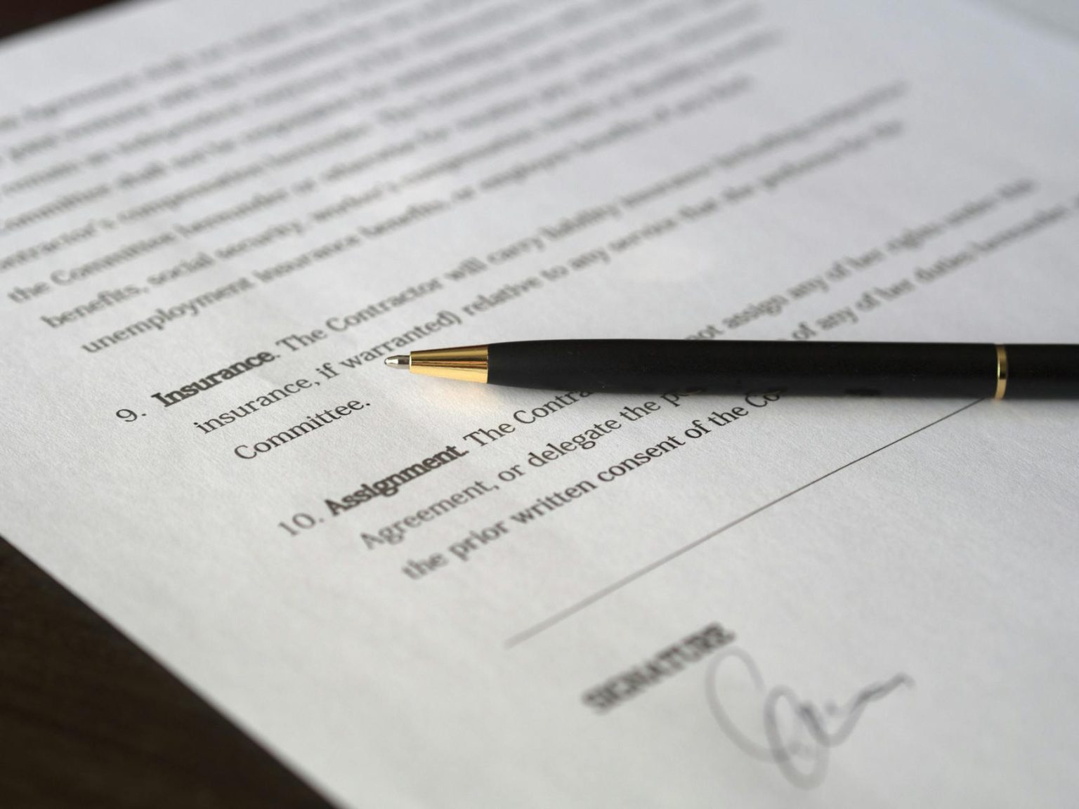 Adeverință Salariat – Ghid Complet: Utilizare, Model și Eliberare